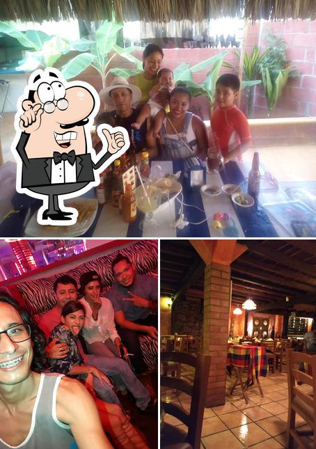 La 10 Men's Club Manzanillo, Manzanillo - Restaurant menu, prices and ...