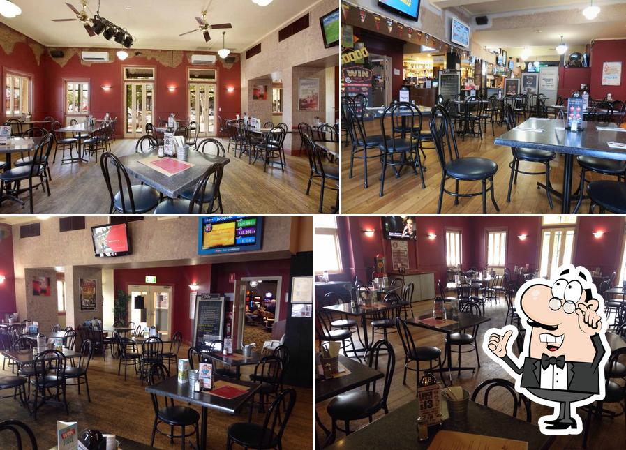 Top 5 pubs & bars in Sunbury, december 2025 - Restaurant Guru