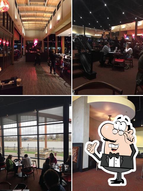 CRAVE American Kitchen & Sushi Bar (Hilton Garden Inn - Sioux City ...