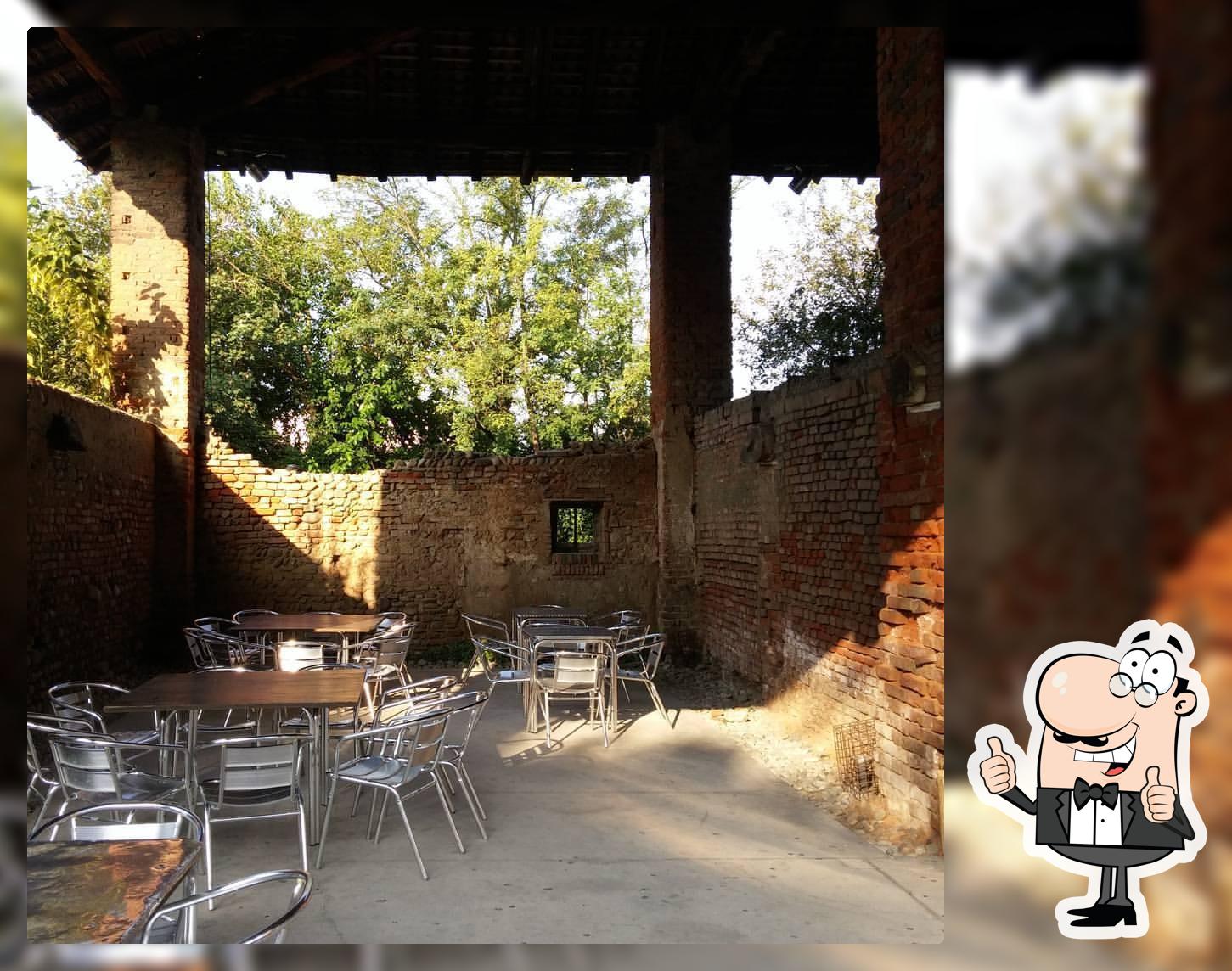 Ambrée By Night pub & bar, Agrate Brianza - Menu e recensioni del ...