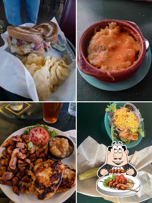 Riley's Pour House, Carnegie - Restaurant menu, prices and reviews