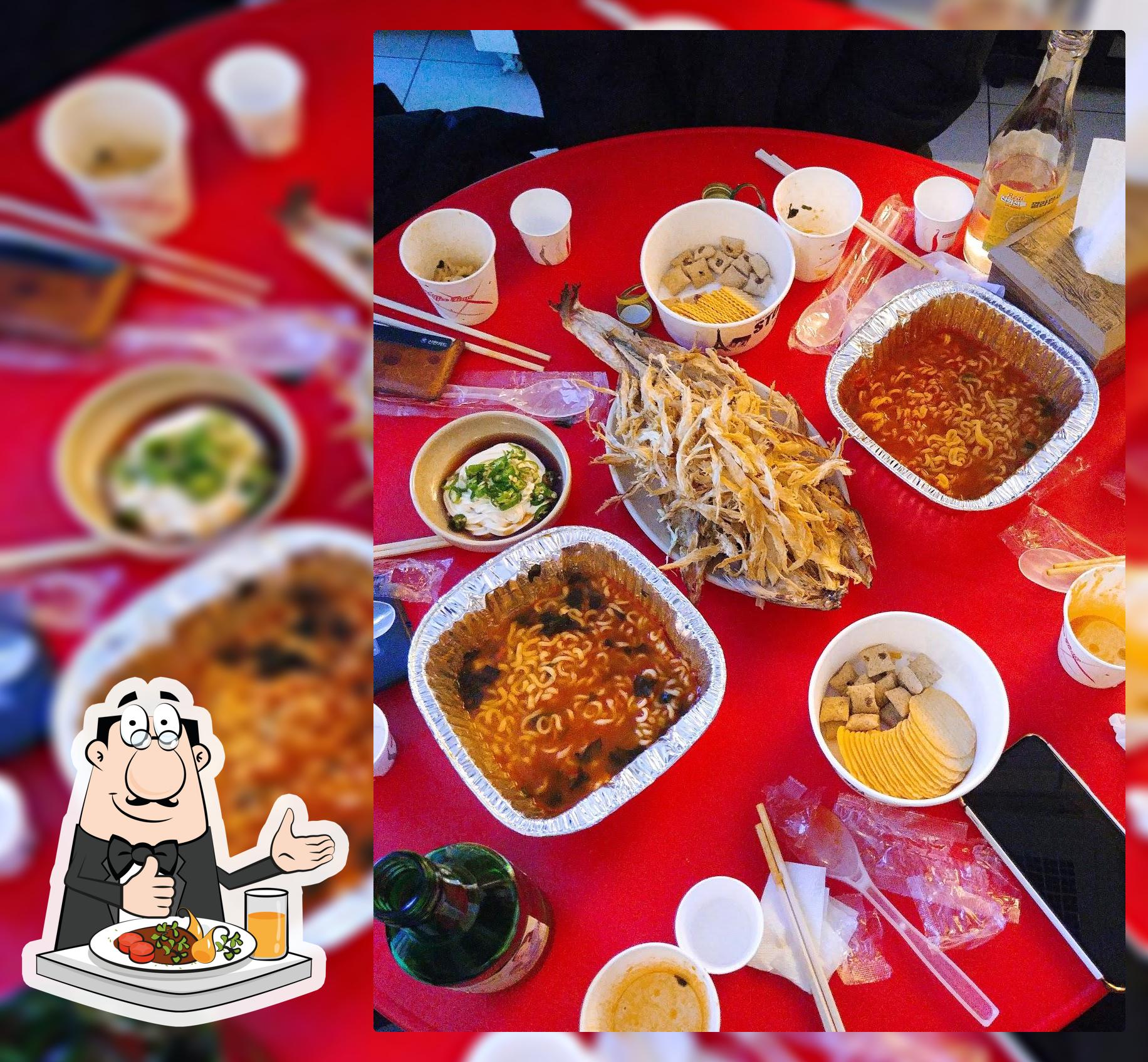 라면국물 편의점포차 pub & bar, Seoul, 645-11 Yeoksam-dong - Restaurant reviews