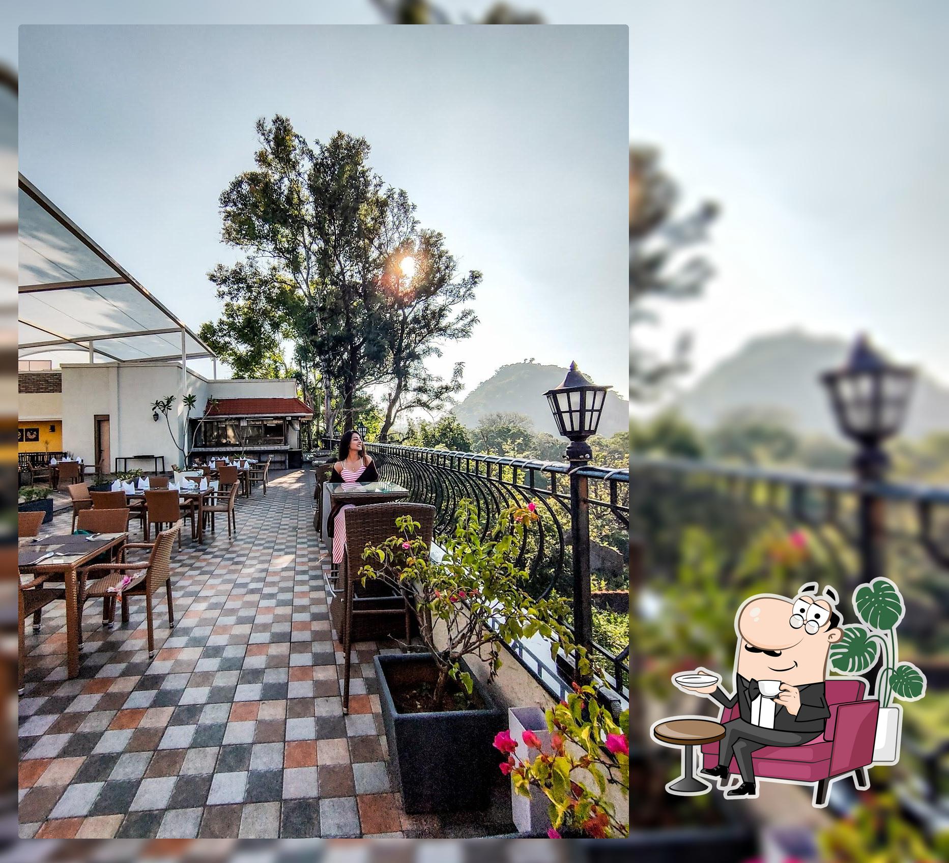 Pan Aroma: Rooftop Restaurant at The Summer House, Pachmarhi ...
