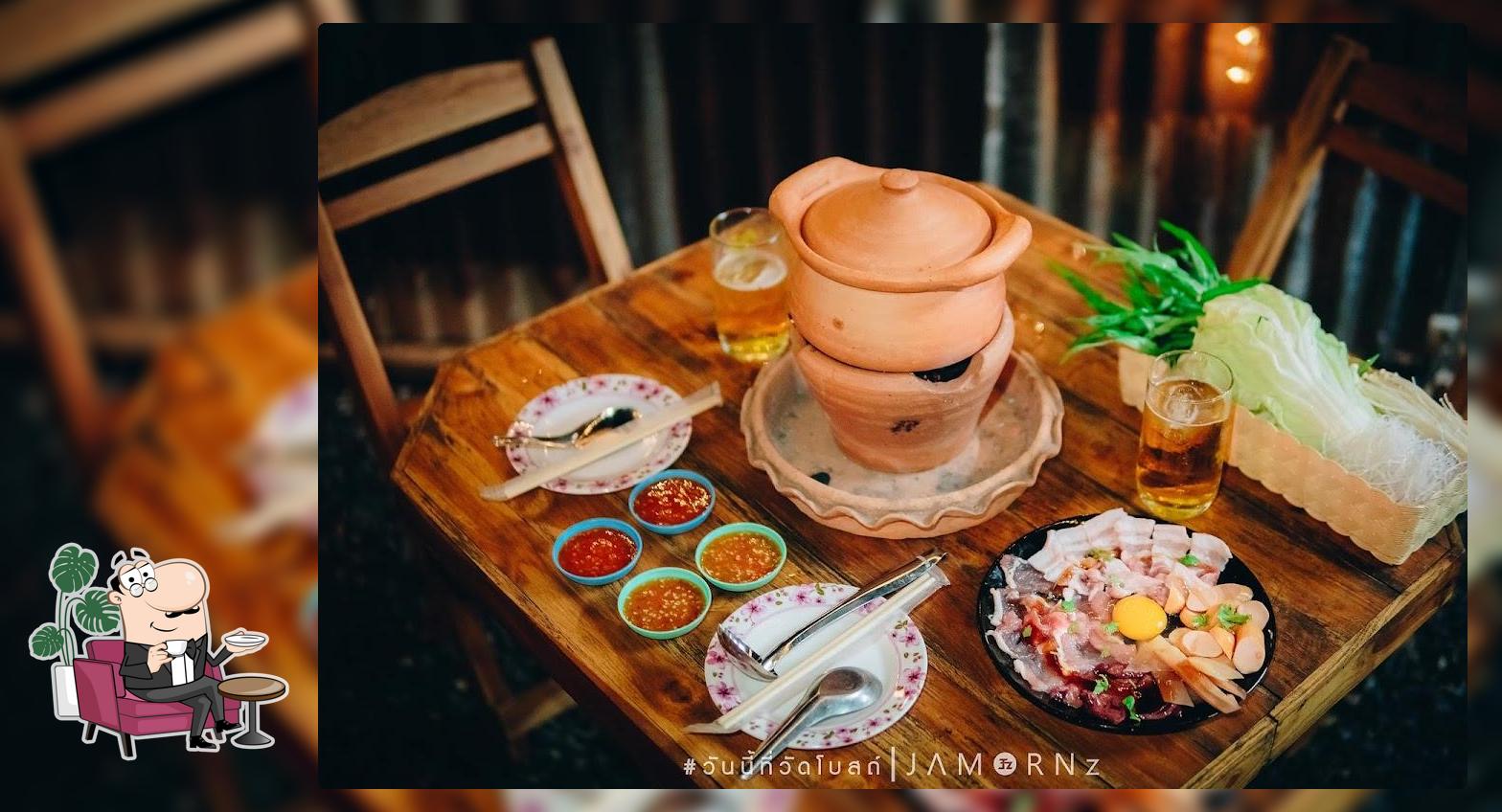 จุดพบ restaurant, Wat Bot