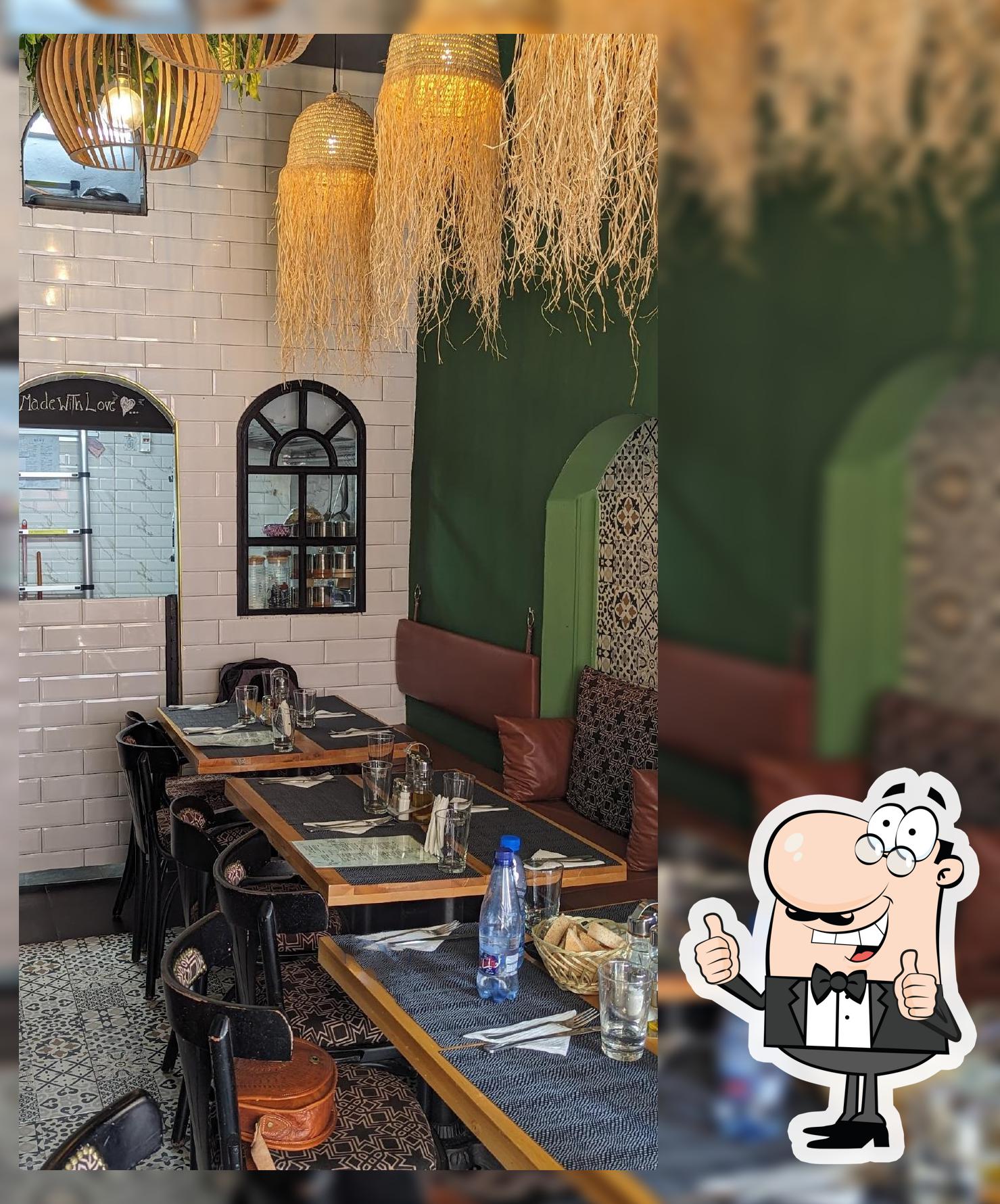 Restaurant corner kitchen, Fes - Restaurant reviews