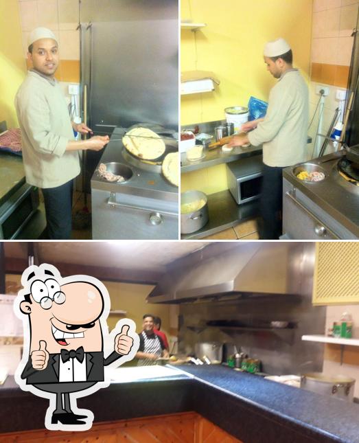 Curry Pot, Swansea - Restaurant menu, prices and reviews