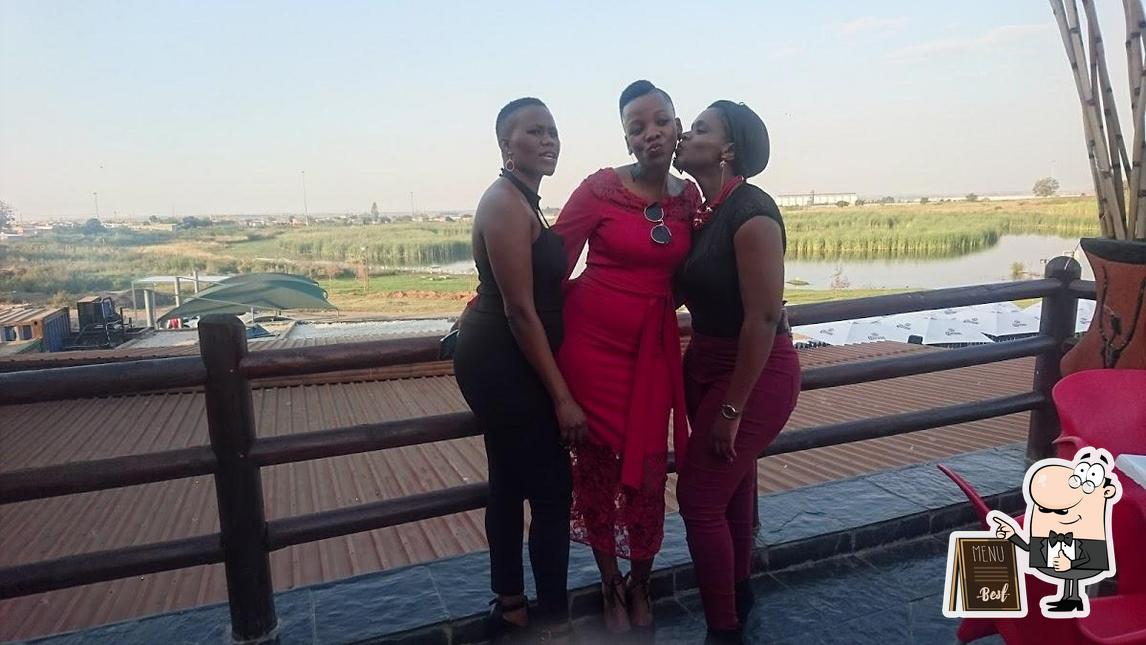 Slotjhile Pub & Shisanyama, Tembisa - Restaurant menu and reviews