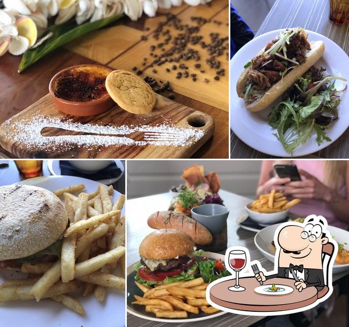 Elephant Rock Cafe, Currumbin - Restaurant menu, prices and reviews