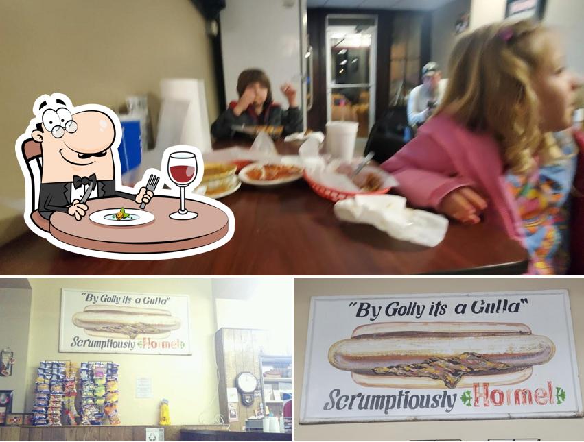 Gulla's Lunch, Bellaire - Restaurant menu, prices and reviews