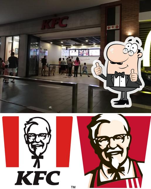 KFC Cornubia Mall, Blackburn - Restaurant menu, prices and reviews