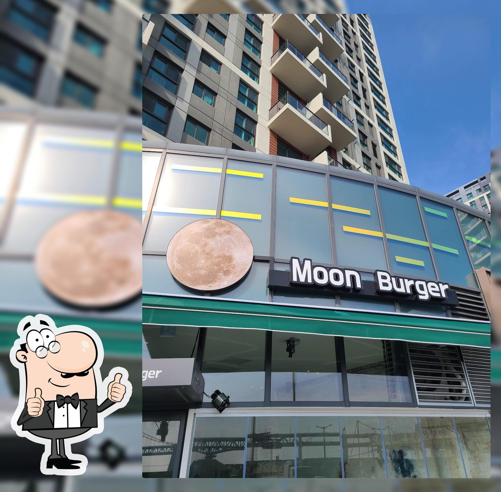 Moon Burger restaurant, Busan, Gwanganhaebyeon-ro - Restaurant reviews