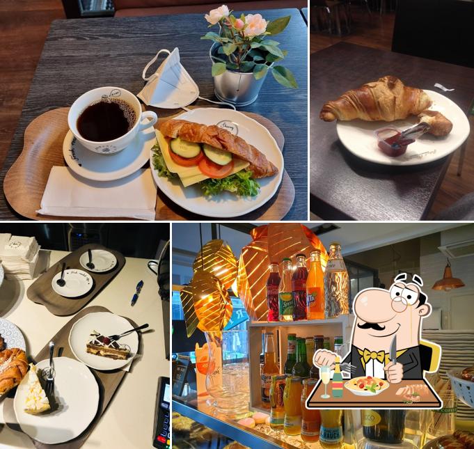 Robert's Coffee, Helsinki - Restaurant menu, prices and reviews