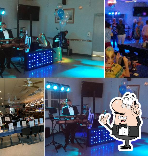 eagles club in Englewood - Restaurant reviews