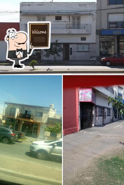 Pizzería Manuelos - Menú del restaurante, precios y reseñas