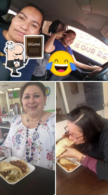 Que Sabrosas, 4819 San Bernardo Ave in Laredo - Restaurant menu and reviews