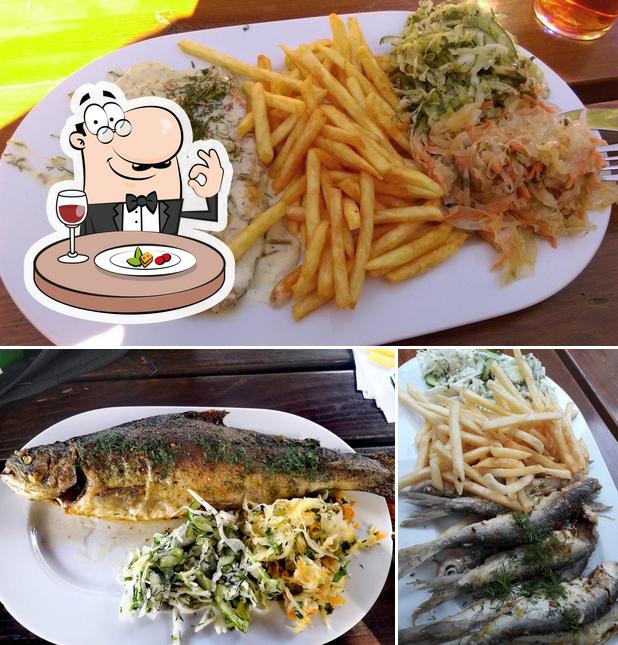 Smażalnia ryb Rybaczówka, Ostrzyce - Restaurant menu, prices and reviews