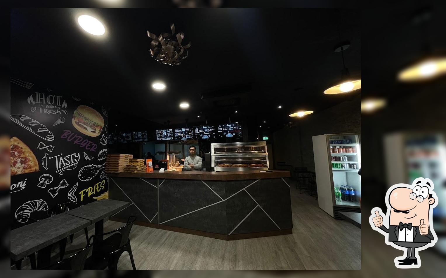 Restaurante Chicken & Pizza Lounge Letchworth Garden City, Letchworth ...