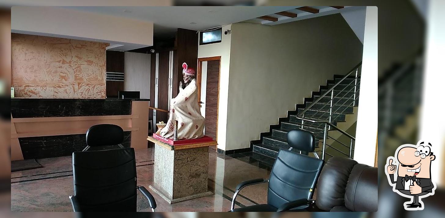 HOTEL SAI ACHAL, Chitguppa - Restaurant reviews