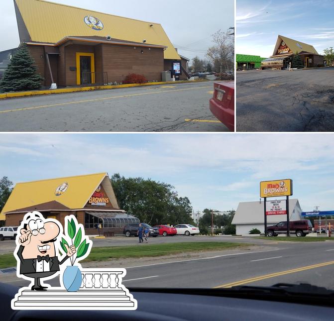 Mary Brown's Chicken & Taters in Gander - Restaurant menu and reviews