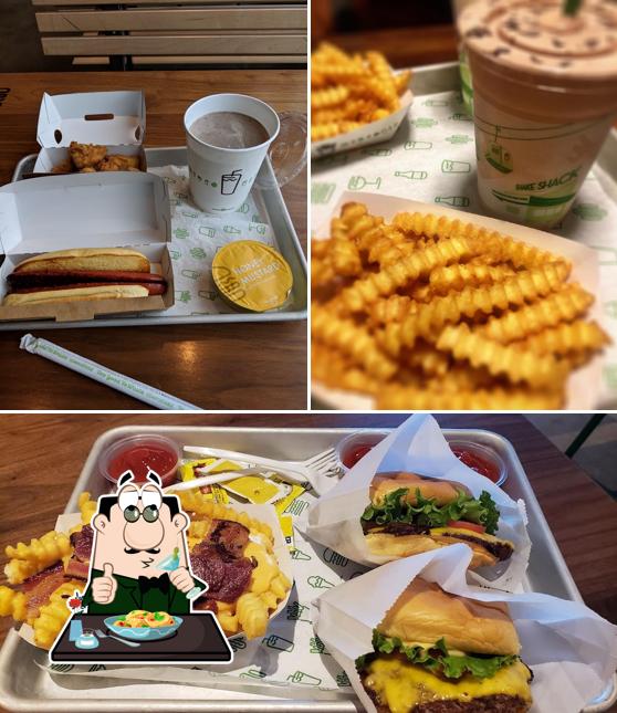 Shake Shack Pinecrest, Orange - Restaurant menu, prices and reviews