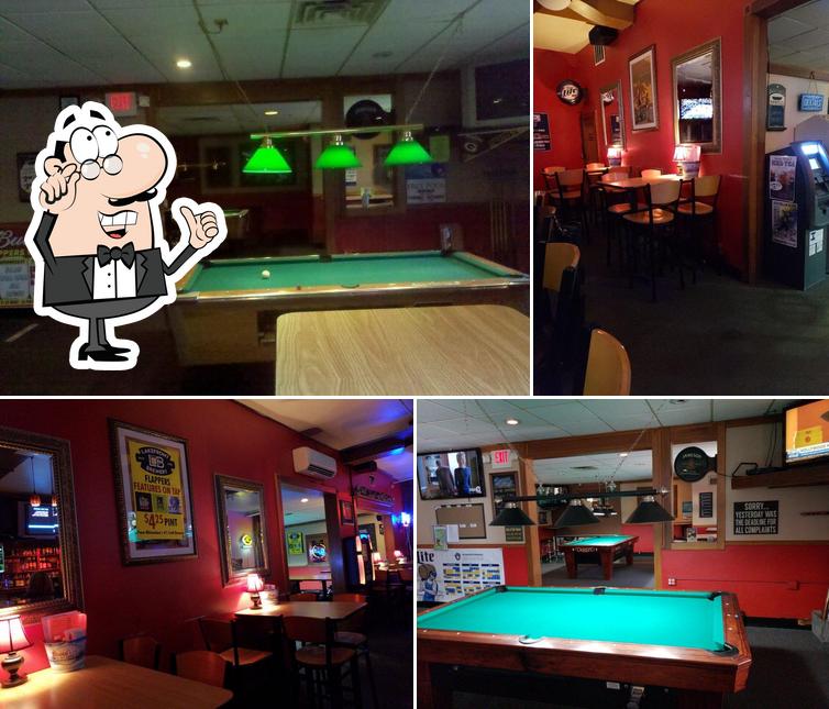 Flappers, Milwaukee - Restaurant menu, prices and reviews