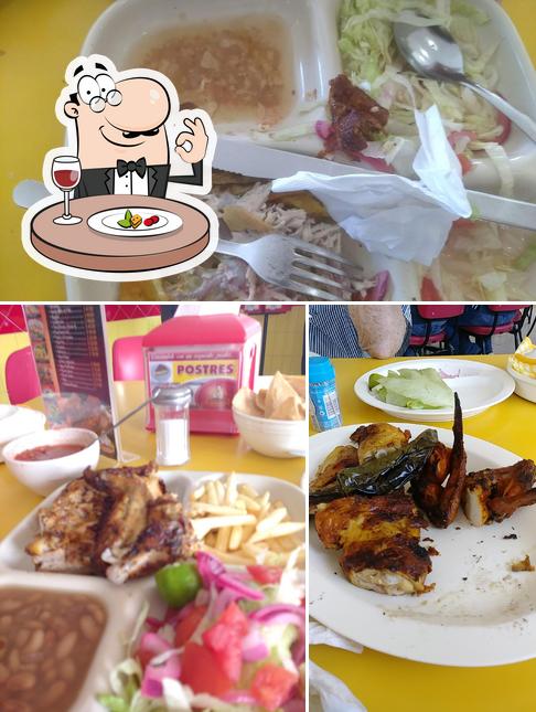 Pollo Feliz, Nuevo Laredo - Restaurant menu, prices and reviews