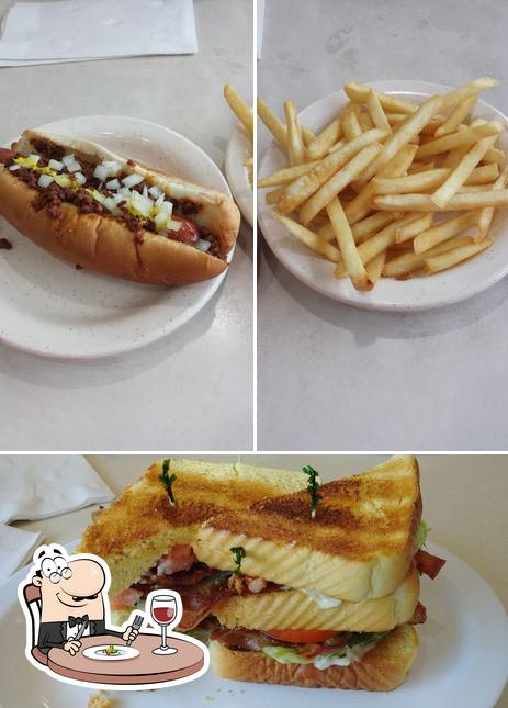 Telly's Coney Island, Flint - Restaurant menu, prices and reviews