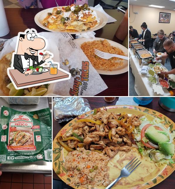 Tony's Tacos Normal, Normal - Restaurant menu, prices and reviews