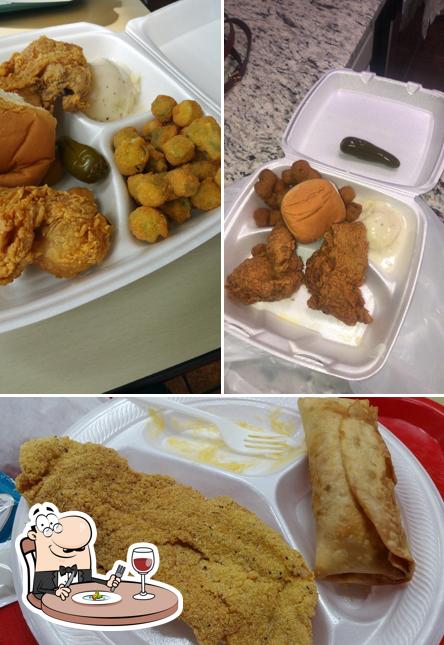 Lisa's Chicken, Arlington - Restaurant menu, prices and reviews