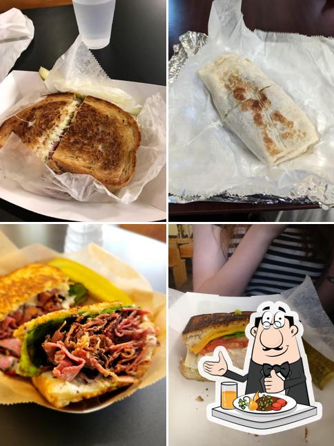 Diamond Deli, Akron - Restaurant menu, prices and reviews