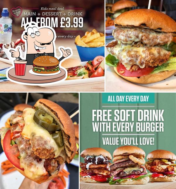 Lock Keeper, 4 Mill Bank, Pilkington Way in Manchester - Restaurant reviews