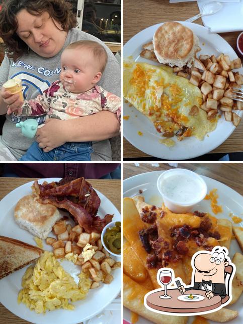 Hawkin's Family Restaurant, Daingerfield - Restaurant menu, prices and ...