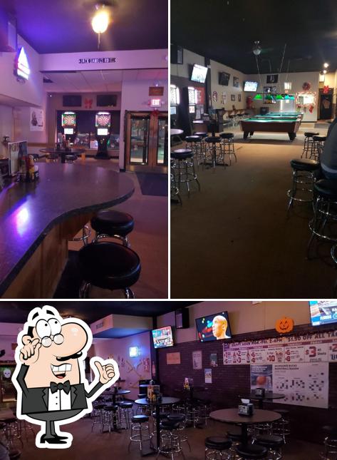 Doobies Beer Joint & Sports Bar, Racine - Restaurant menu, prices and ...