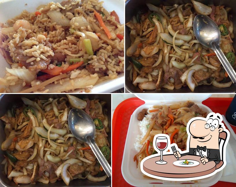 Chongqing house重庆山庄 (Hot Wok Express）, Urbana - Restaurant menu, prices ...