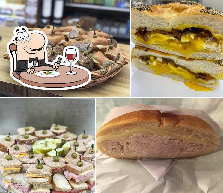 Manor Deli, Stewart Manor - Restaurant menu, prices and reviews