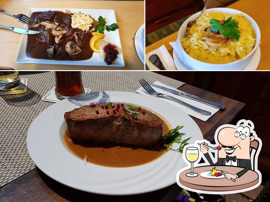 Wilderer Stube / Apartments / Liegewiese mit Mehrblick restaurant ...