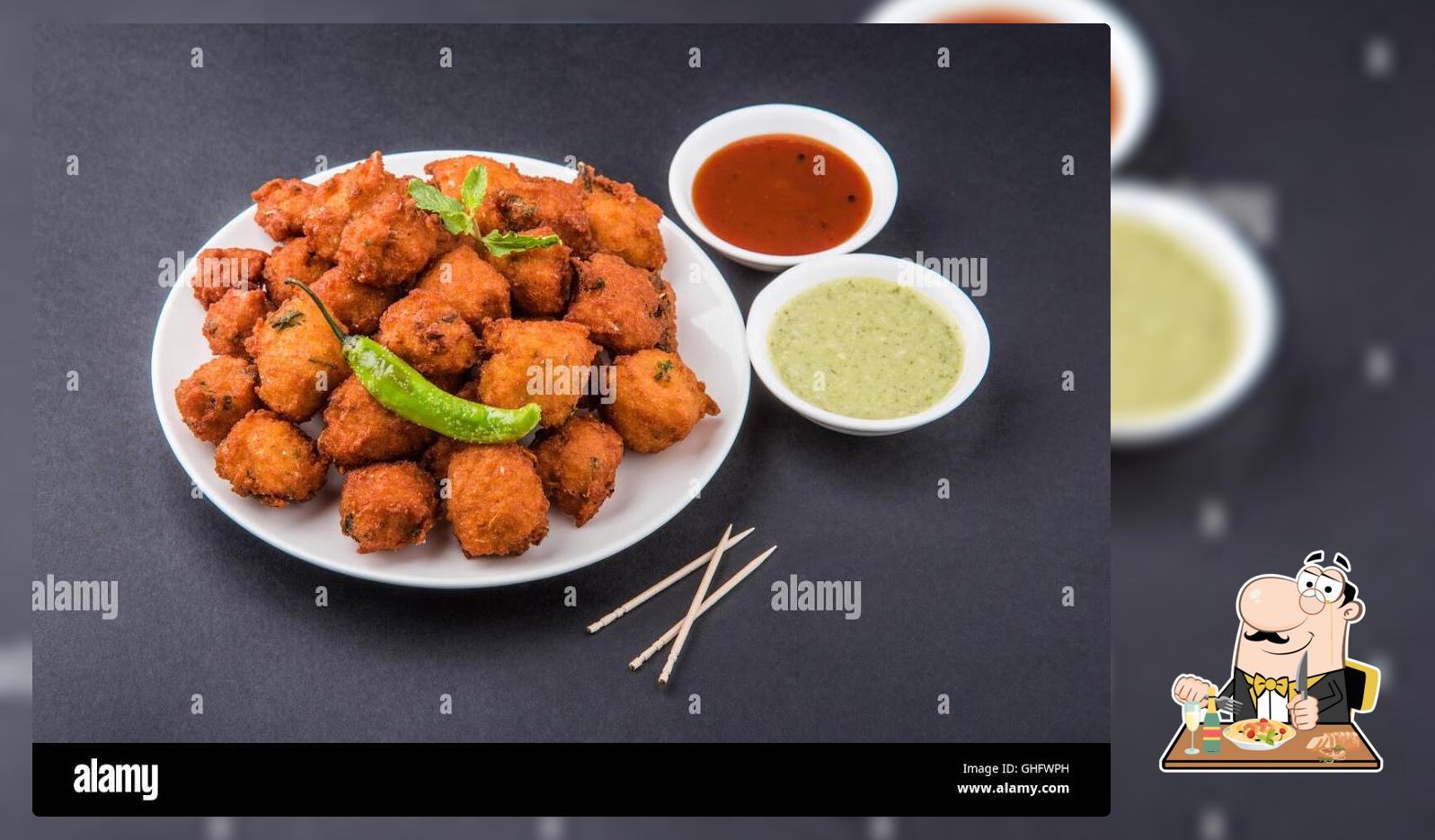 Munna bhaiya nasta center, Dondaicha