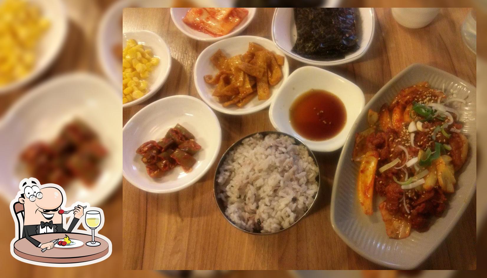 Jesun Sikdang Sungshin Women’s University restaurant, Seoul, 30-9 ...