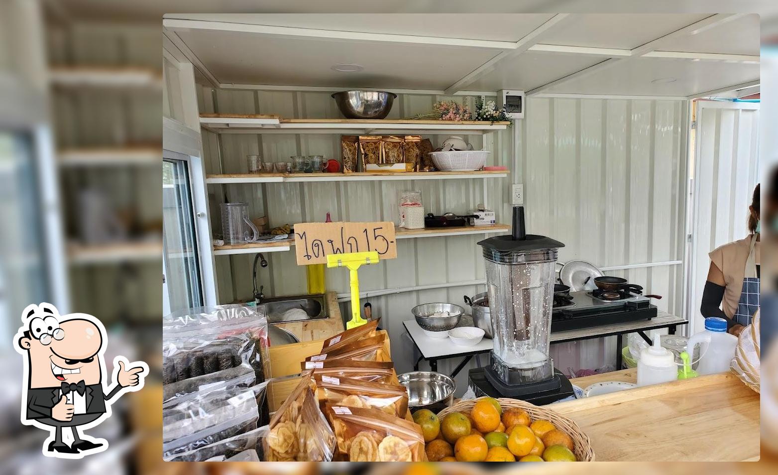 ร้านหวาหวาบ้าบิ้นมะพร้าวอ่อน, Chok Chai - Restaurant reviews