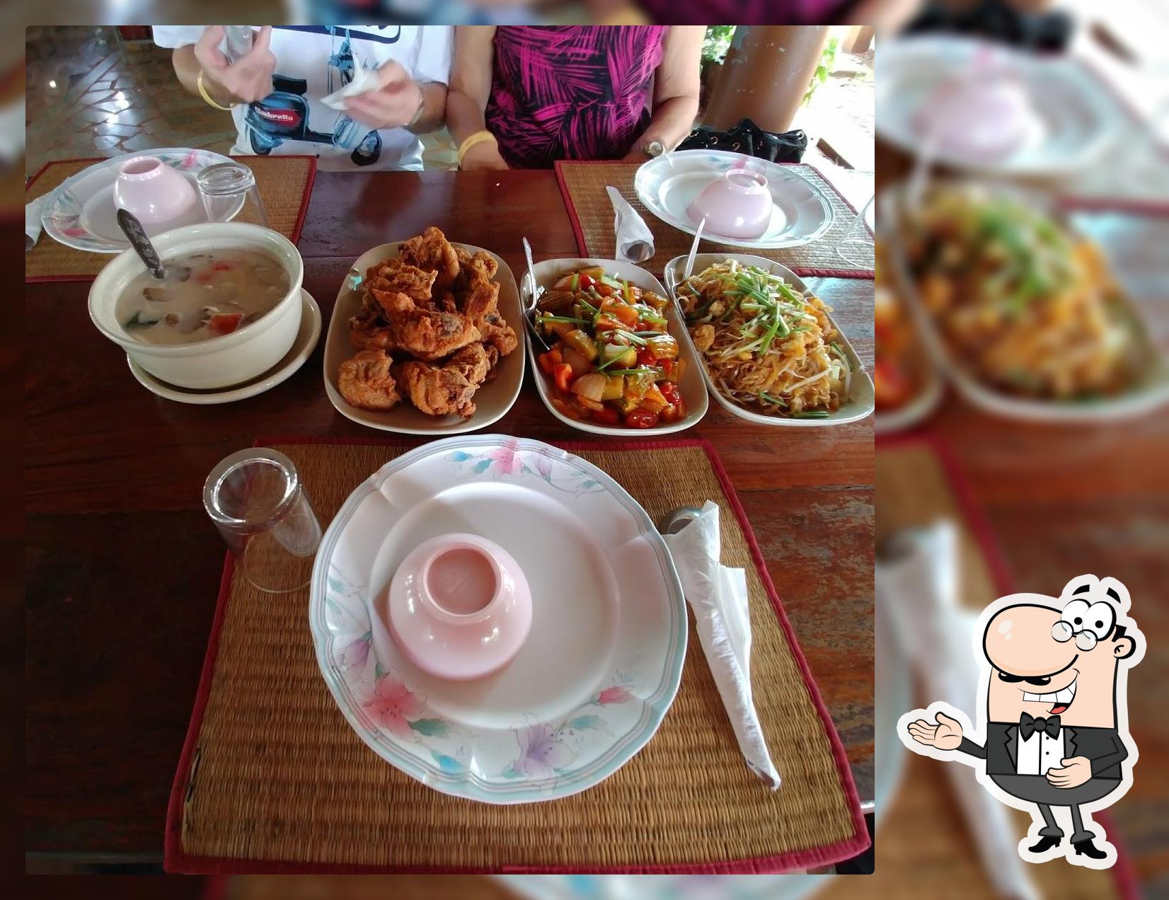 Restaurante ร่มไม้ชายเขา, Lum Sum, 45H8+V39 - Opiniones del restaurante