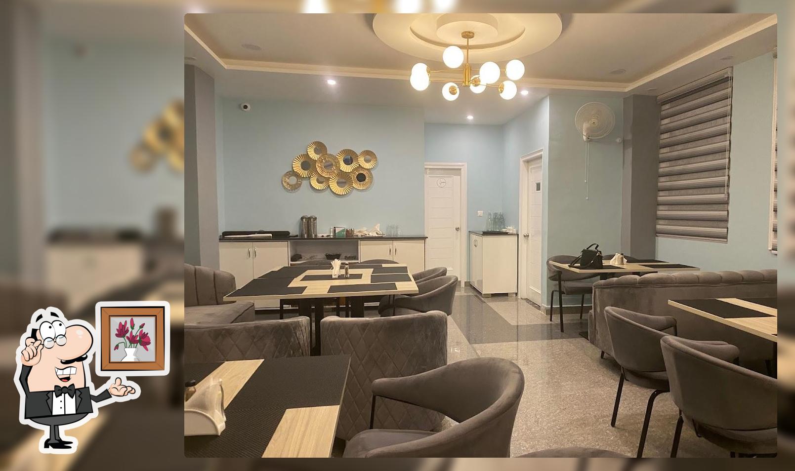 Uptown Cafe and Restaurant, Mandi - Restaurant reviews