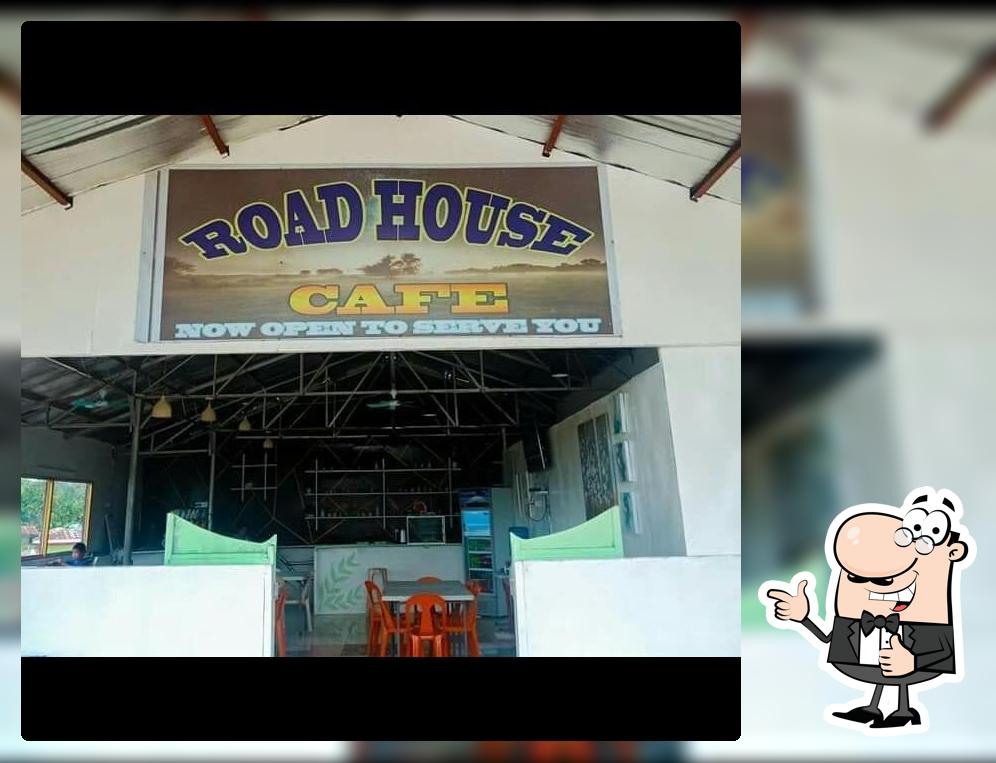 Road House Café, Uato, W672+5VM - Opiniones del restaurante