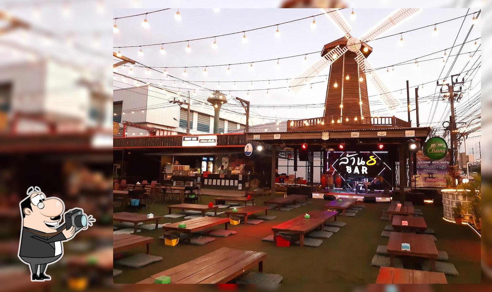 ล้าน 8 Bar & Restaurant, Bangkok - Restaurant reviews