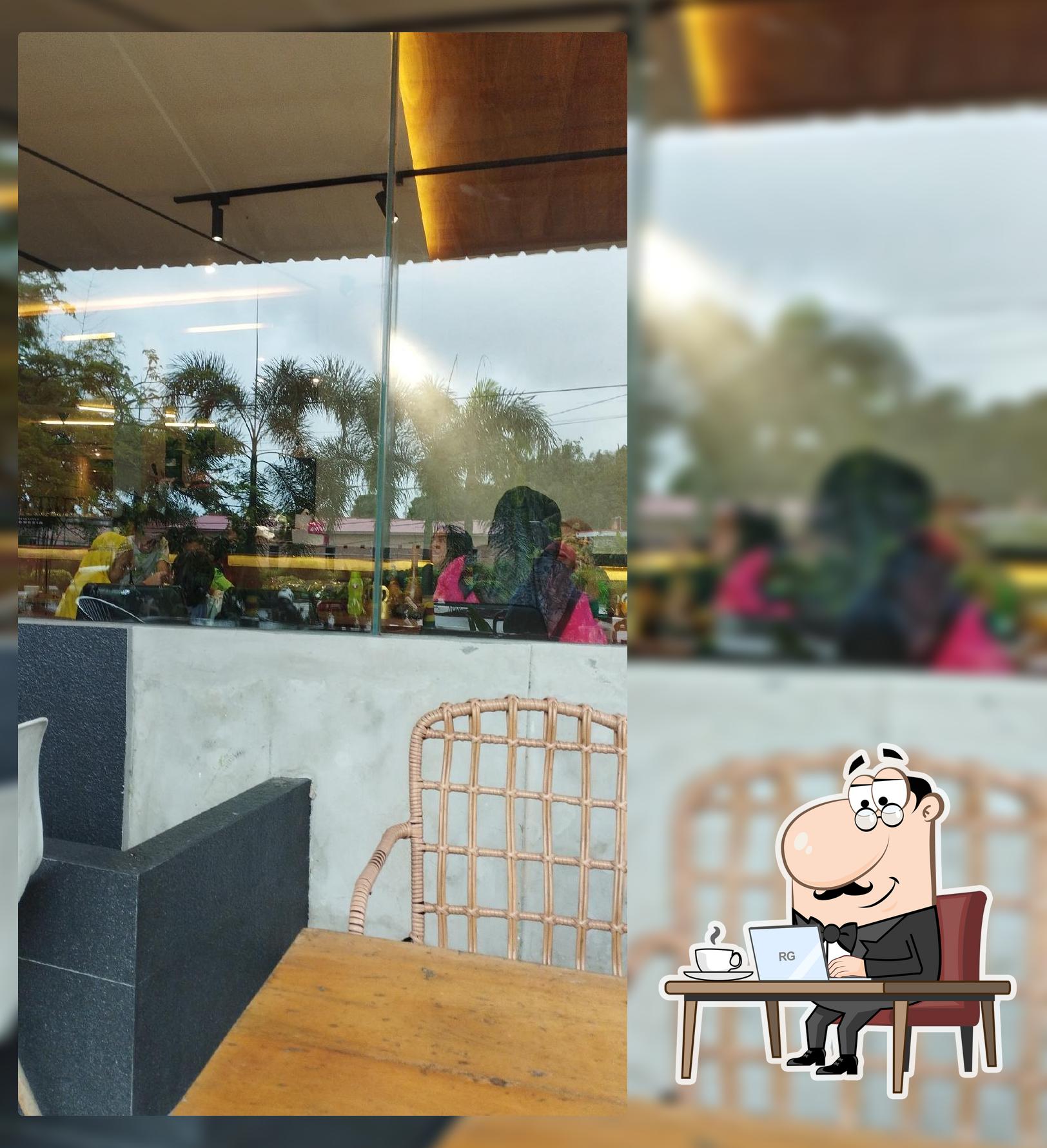 Cafe janji jiwa, Meral Kota