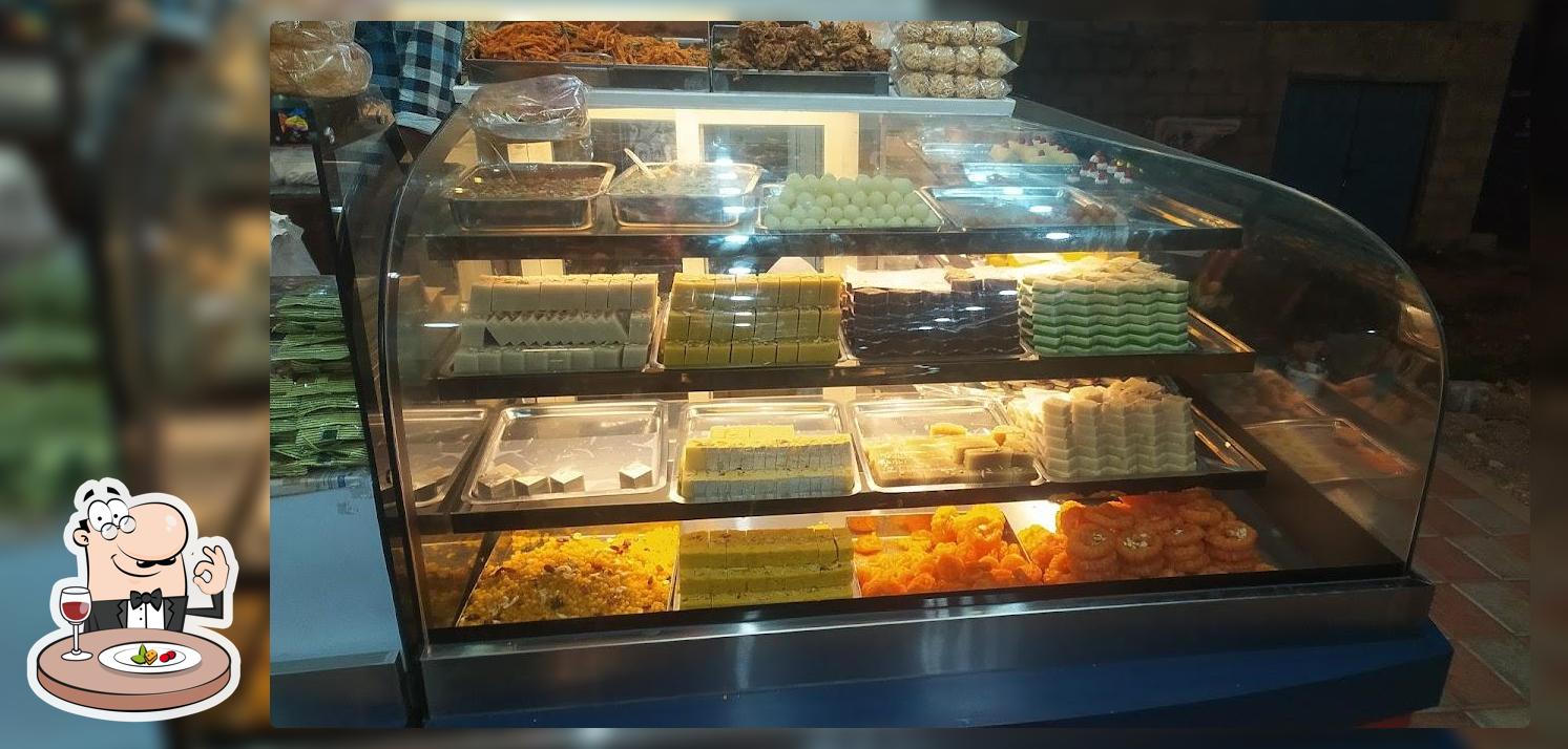 Srivari Bakery, Jolarpettai - Restaurant reviews