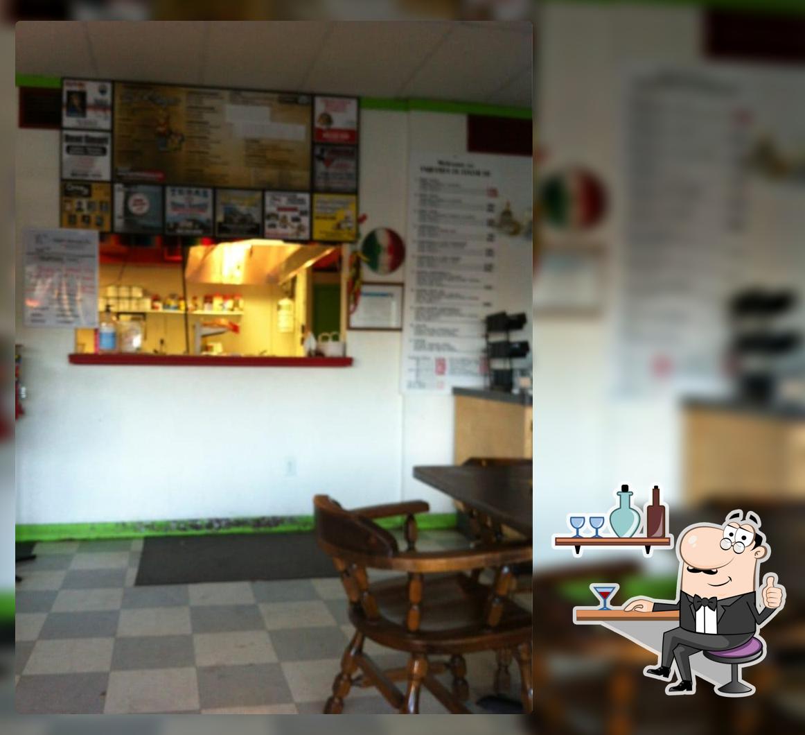 Taqueria El Lugar, 2121 E 5th St in Tyler - Restaurant menu and reviews