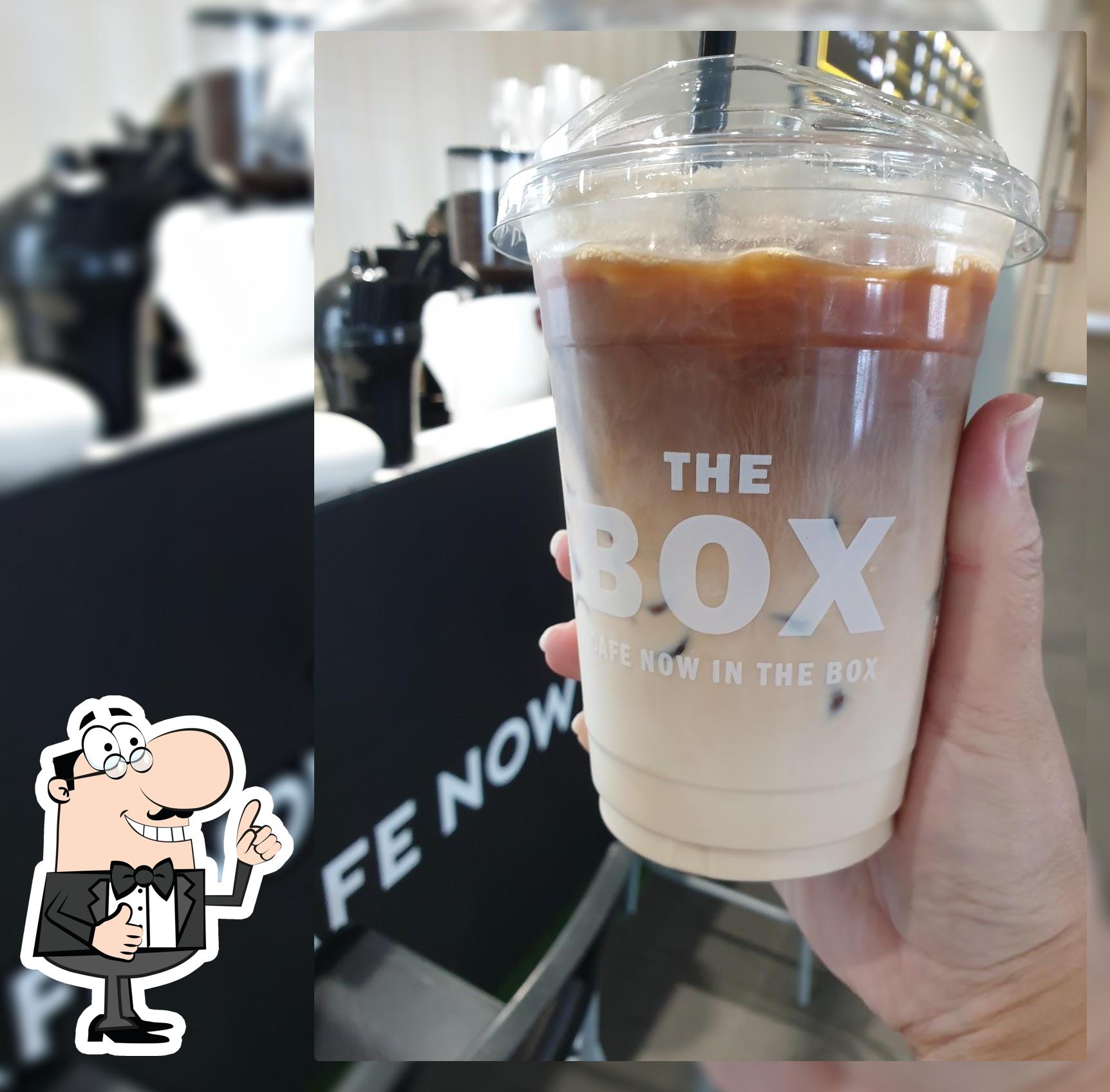 The Box Cafe Now In The Box, Bangkok, เลขที่ 2525 - Restaurant reviews
