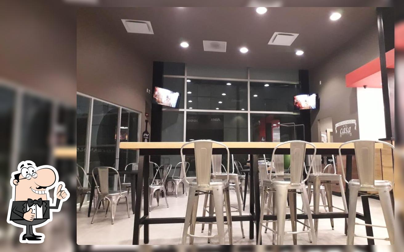 Domino's Interlomas restaurant, Huixquilucan de Degollado, Blvd ...
