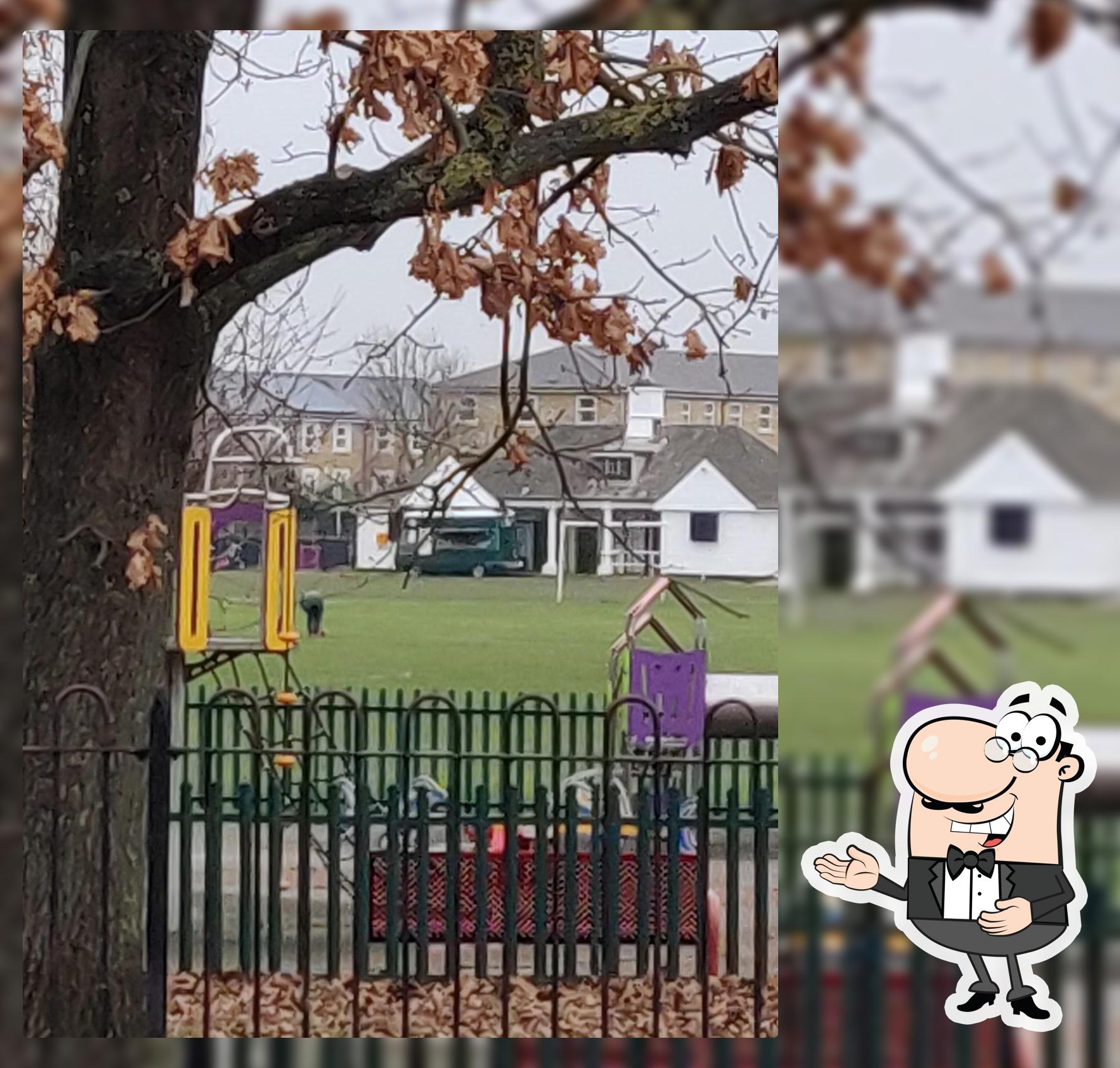 Long Ditton Recreation Ground Coffee Shop, Surbiton