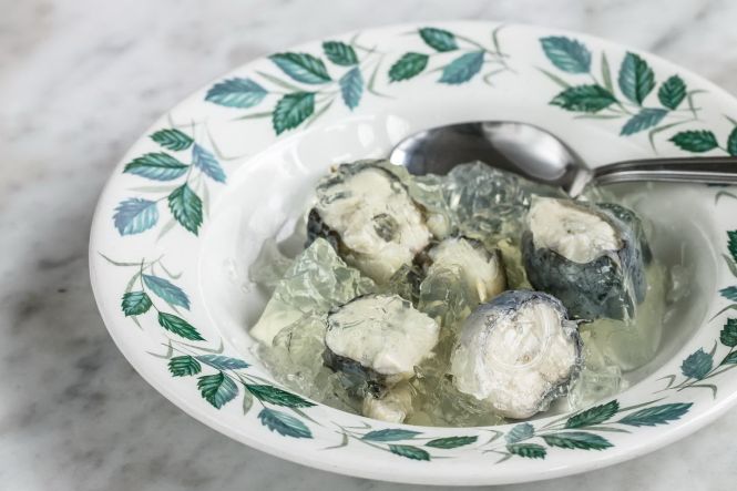 London's Best: 5 Must-Try Traditional British Eats & Drinks
